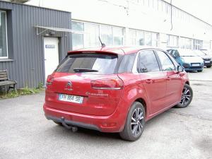 Red Citroen Grand C4 SpaceToure 2018 in Vilnius, with an engine capacity of 1.50 L and mileage of 154 thousand km for 7199 €, photo 4 on AUTOMOTO.COM.LV
