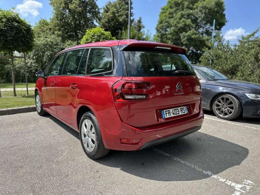 Red Citroen Grand C4 SpaceToure 2020 in Taurage, with an engine capacity of 1.50 L and mileage of 139 thousand km for 6900 €, photo 5 on AUTOMOTO.COM.LV