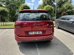 Red Citroen Grand C4 SpaceToure 2020 in Taurage, with an engine capacity of 1.50 L and mileage of 139 thousand km for 6900 €, photo 6 on AUTOMOTO.COM.LV