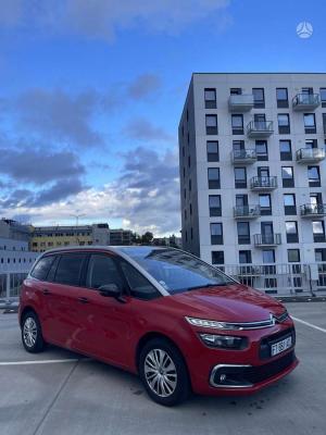 Sarkans Citroen Grand C4 SpaceToure 2020 Viļņa, ar dzinēja tilpumu 1.50 L un nobraukumu 137 tūkst. km par 9100 €, foto 5 vietnē AUTOMOTO.COM.LV