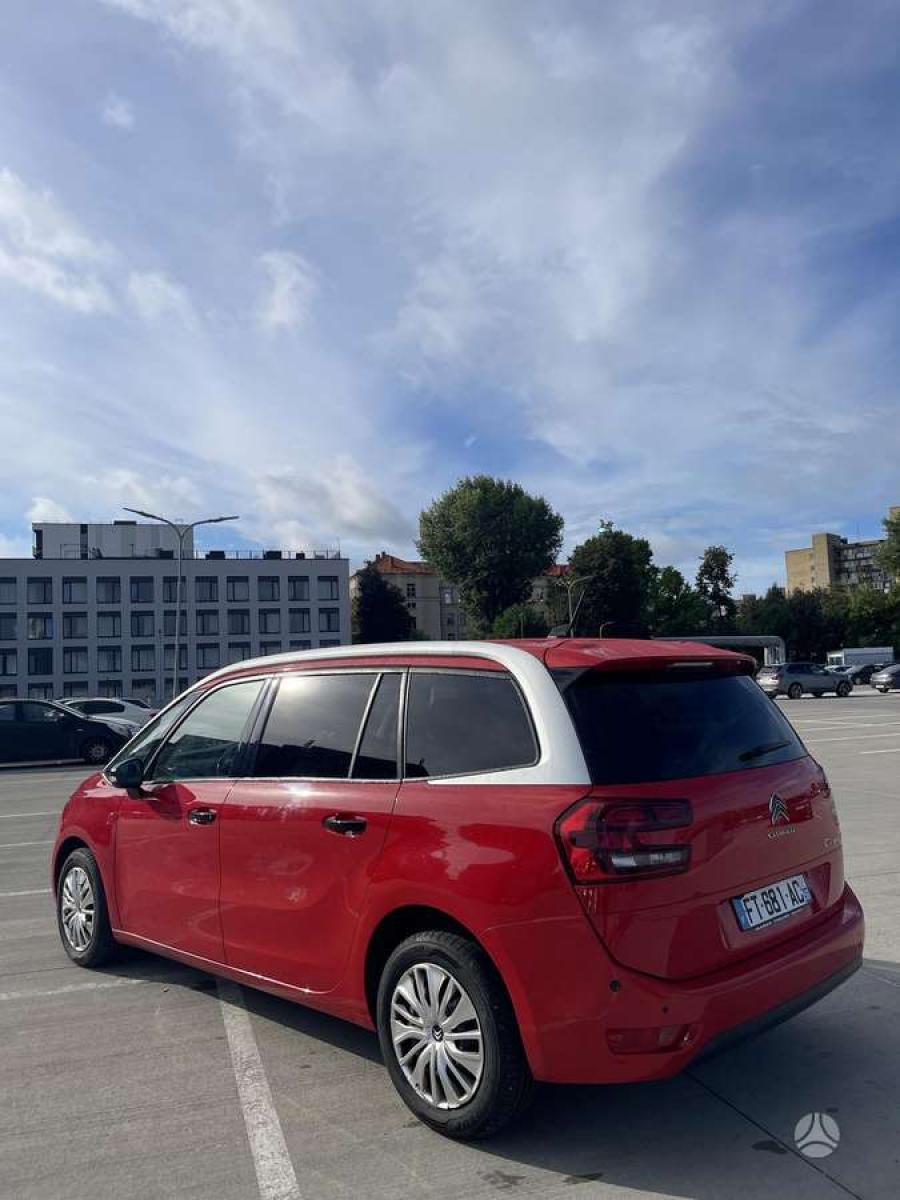 Sarkans Citroen Grand C4 SpaceToure 2020 Viļņa, ar dzinēja tilpumu 1.50 L un nobraukumu 137 tūkst. km par 9100 €, foto 31 vietnē AUTOMOTO.COM.LV