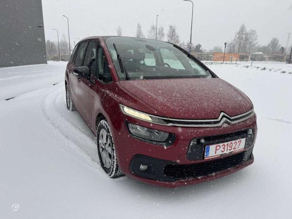 Sarkans Citroen Grand C4 SpaceToure 2021 Viļņa, ar dzinēja tilpumu 1.50 L un nobraukumu 193 tūkst. km par 10527 €, foto 1 vietnē AUTOMOTO.COM.LV