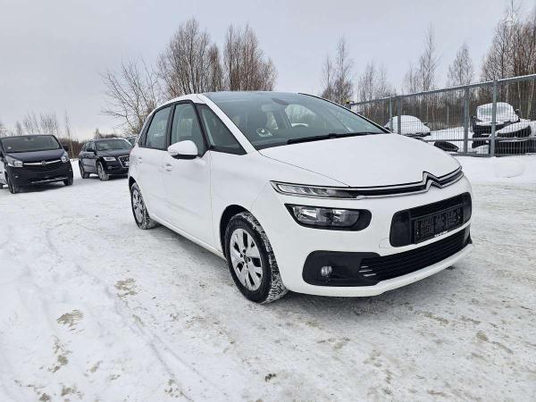 Balts Citroen Grand C4 SpaceToure 2019 Pakruojis, ar dzinēja tilpumu 1.20 L un nobraukumu 114 tūkst. km par 6100 €, foto 3 vietnē AUTOMOTO.COM.LV