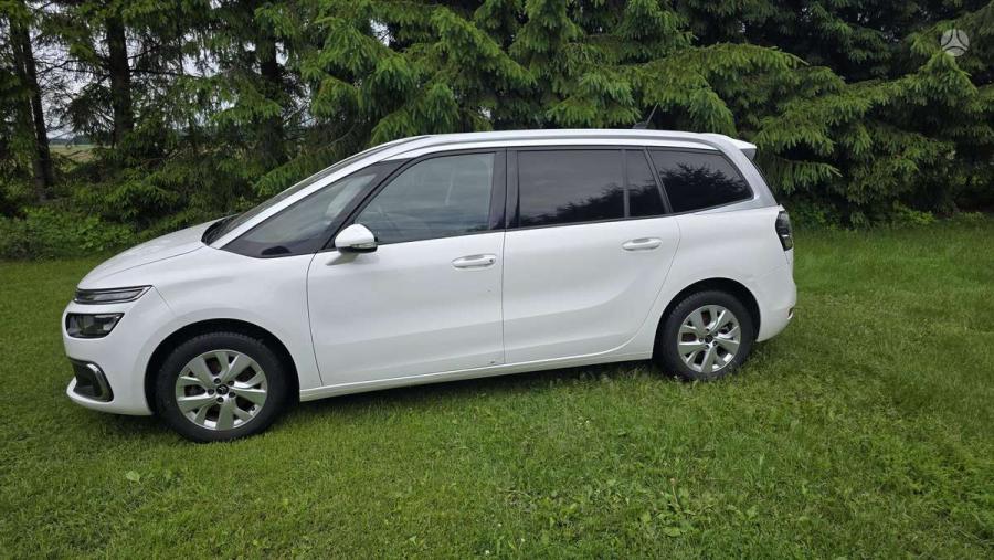 Balts Citroen Grand C4 SpaceToure 2019 Tauragė, ar dzinēja tilpumu 1.50 L un nobraukumu 215 tūkst. km par 7900 €, foto 6 vietnē AUTOMOTO.COM.LV