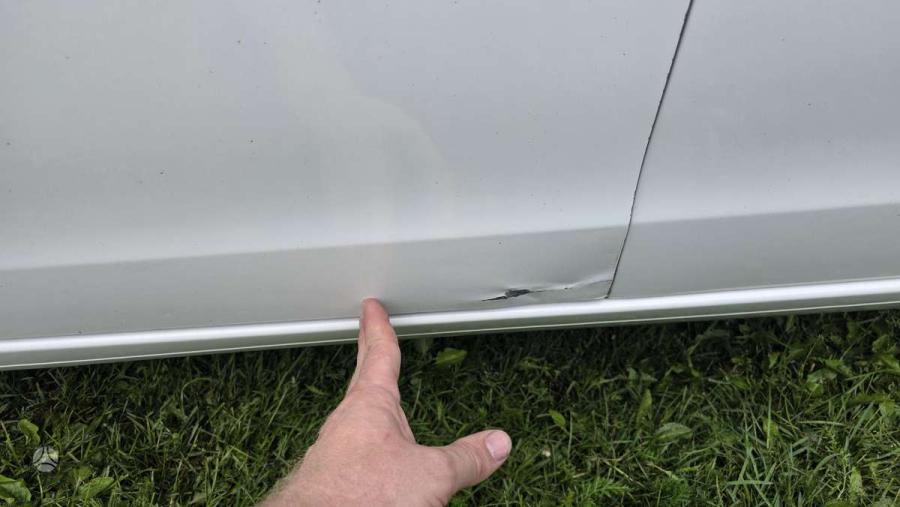 Balts Citroen Grand C4 SpaceToure 2019 Tauragė, ar dzinēja tilpumu 1.50 L un nobraukumu 215 tūkst. km par 7900 €, foto 8 vietnē AUTOMOTO.COM.LV
