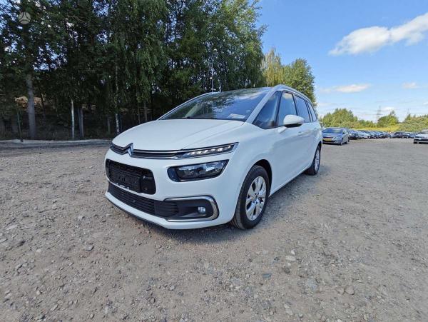 White Citroen Grand C4 SpaceToure 2018 in Kaunas, with an engine capacity of 1.56 L and mileage of 229 thousand km for 6850 €, photo 2 on AUTOMOTO.COM.LV