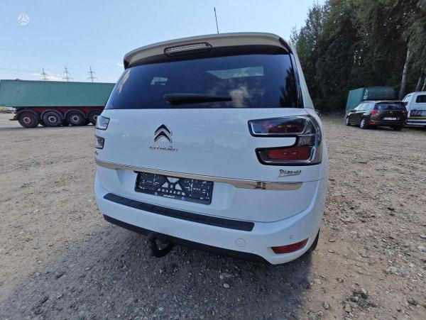 White Citroen Grand C4 SpaceToure 2018 in Kaunas, with an engine capacity of 1.56 L and mileage of 229 thousand km for 6850 €, photo 3 on AUTOMOTO.COM.LV