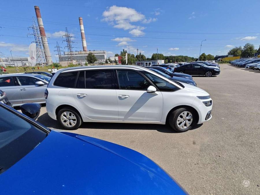 Balts Citroen Grand C4 SpaceToure 2018 Kauņa, ar dzinēja tilpumu 1.56 L un nobraukumu 229 tūkst. km par 6850 €, foto 8 vietnē AUTOMOTO.COM.LV