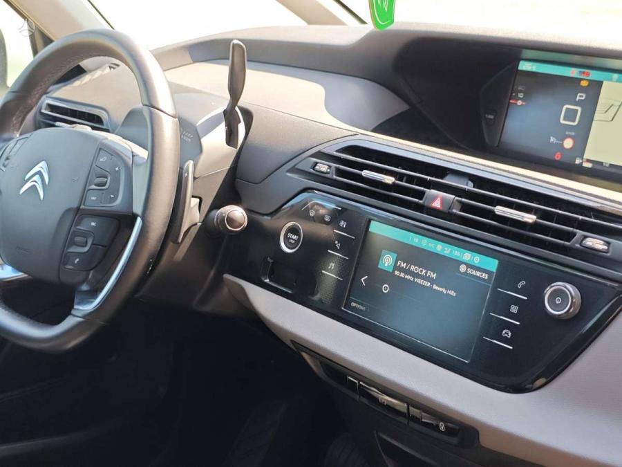 Balts Citroen Grand C4 SpaceToure 2018 Kauņa, ar dzinēja tilpumu 1.56 L un nobraukumu 229 tūkst. km par 6850 €, foto 17 vietnē AUTOMOTO.COM.LV