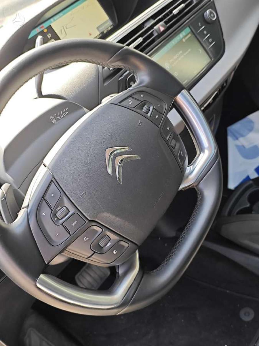 Balts Citroen Grand C4 SpaceToure 2018 Kauņa, ar dzinēja tilpumu 1.56 L un nobraukumu 229 tūkst. km par 6850 €, foto 18 vietnē AUTOMOTO.COM.LV