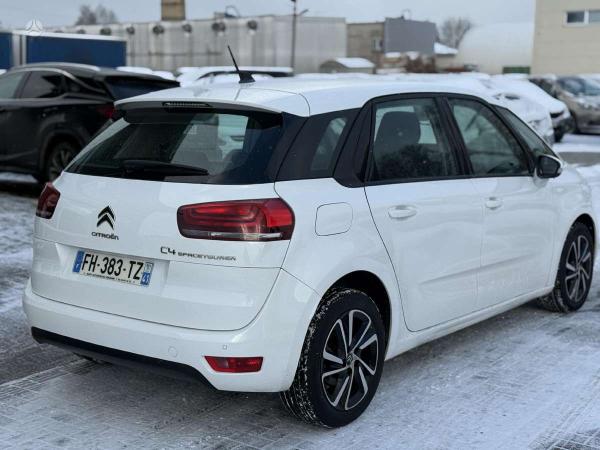 Balts Citroen Grand C4 SpaceToure 2019 Tauragė, ar dzinēja tilpumu 1.50 L un nobraukumu 216 tūkst. km par 6400 €, foto 4 vietnē AUTOMOTO.COM.LV