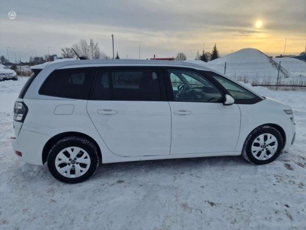 White Citroen Grand C4 SpaceToure 2019 in Taurage, with an engine capacity of 1.50 L and mileage of 164 thousand km for 7200 €, photo 6 on AUTOMOTO.COM.LV