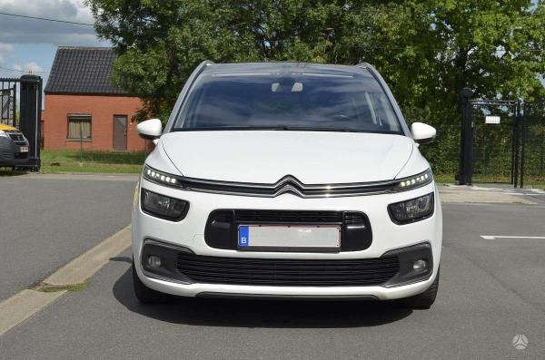 Balts Citroen Grand C4 SpaceToure 2019 Kauņa, ar dzinēja tilpumu 1.50 L un nobraukumu 230 tūkst. km par 7990 €, foto 3 vietnē AUTOMOTO.COM.LV