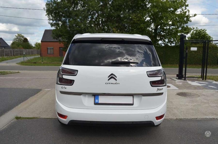 Белый Ситроен Grand C4 SpaceToure 2019 в Каунас, объемом двигателя 1.50 л и пробегом 230 тыс. км за 7990 €, фото 5 на AUTOMOTO.COM.LV