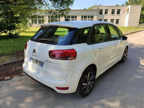 Balts Citroen Grand C4 SpaceToure 2019 Tauragė, ar dzinēja tilpumu 1.50 L un nobraukumu 186 tūkst. km par 6300 €, foto 4 vietnē AUTOMOTO.COM.LV