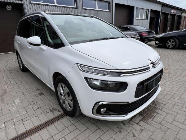 Balts Citroen Grand C4 SpaceToure 2019 Telšiai, ar dzinēja tilpumu 1.50 L un nobraukumu 269 tūkst. km par 4799 €, foto 2 vietnē AUTOMOTO.COM.LV