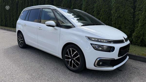 White Citroen Grand C4 SpaceToure 2019 in Kaunas, with an engine capacity of 1.50 L and mileage of 230 thousand km for 7700 €, photo 1 on AUTOMOTO.COM.LV