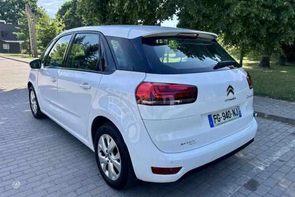 Balts Citroen Grand C4 SpaceToure 2019 Tauragė, ar dzinēja tilpumu 1.50 L un nobraukumu 218 tūkst. km par 4900 €, foto 2 vietnē AUTOMOTO.COM.LV