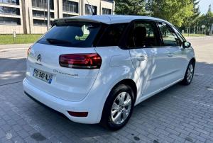 White Citroen Grand C4 SpaceToure 2019 in Taurage, with an engine capacity of 1.50 L and mileage of 218 thousand km for 4900 €, photo 5 on AUTOMOTO.COM.LV