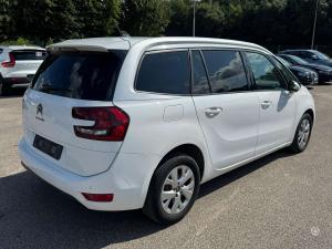 Balts Citroen Grand C4 SpaceToure 2019 Tauragė, ar dzinēja tilpumu 1.50 L un nobraukumu 285 tūkst. km par 4299 €, foto 5 vietnē AUTOMOTO.COM.LV