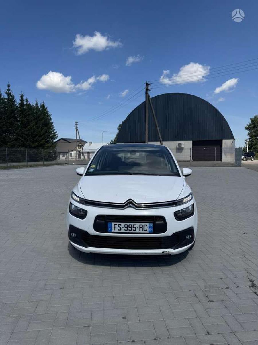 Balts Citroen Grand C4 SpaceToure 2020 Tauragė, ar dzinēja tilpumu 0.00 L un nobraukumu 215 tūkst. km par 5600 €, foto 1 vietnē AUTOMOTO.COM.LV