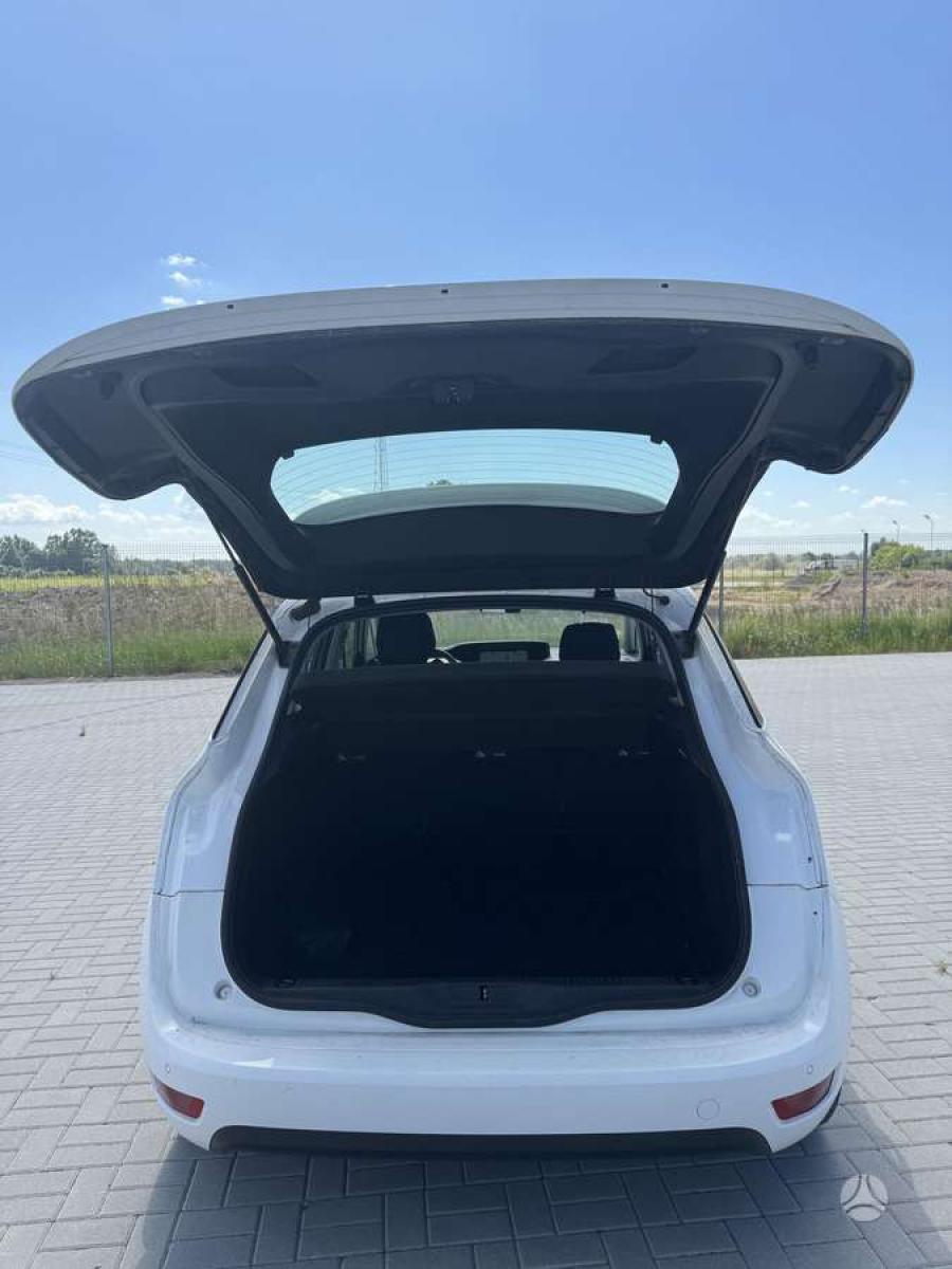 Balts Citroen Grand C4 SpaceToure 2020 Tauragė, ar dzinēja tilpumu 0.00 L un nobraukumu 215 tūkst. km par 5600 €, foto 12 vietnē AUTOMOTO.COM.LV