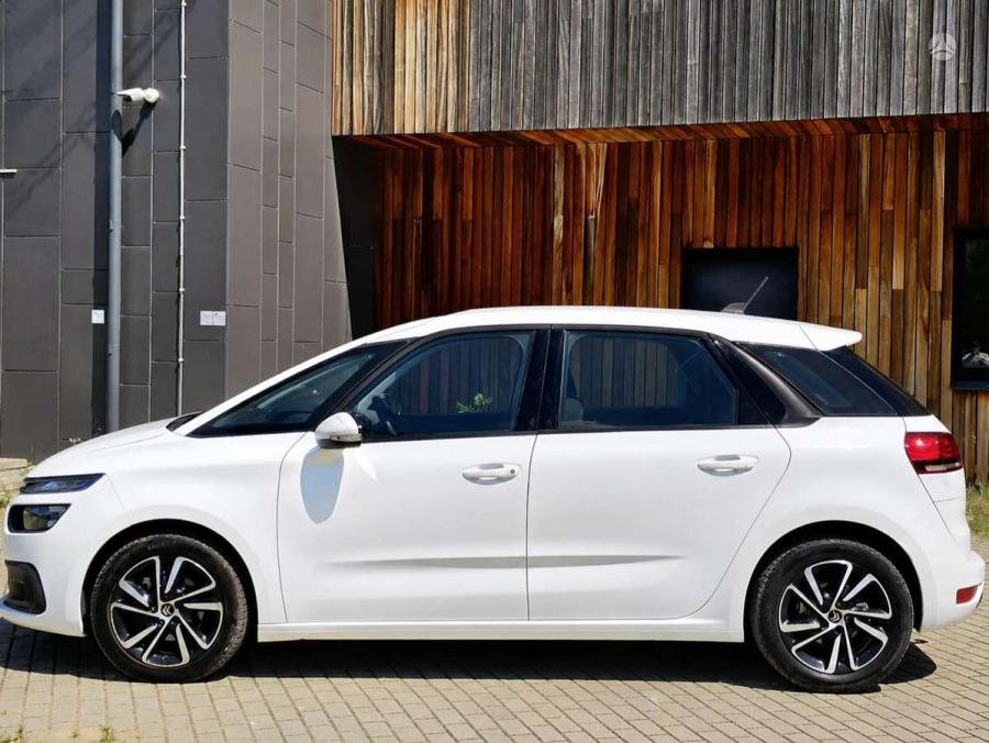 Balts Citroen Grand C4 SpaceToure 2020 Klaipėda, ar dzinēja tilpumu 1.50 L un nobraukumu 219 tūkst. km par 6500 €, foto 9 vietnē AUTOMOTO.COM.LV