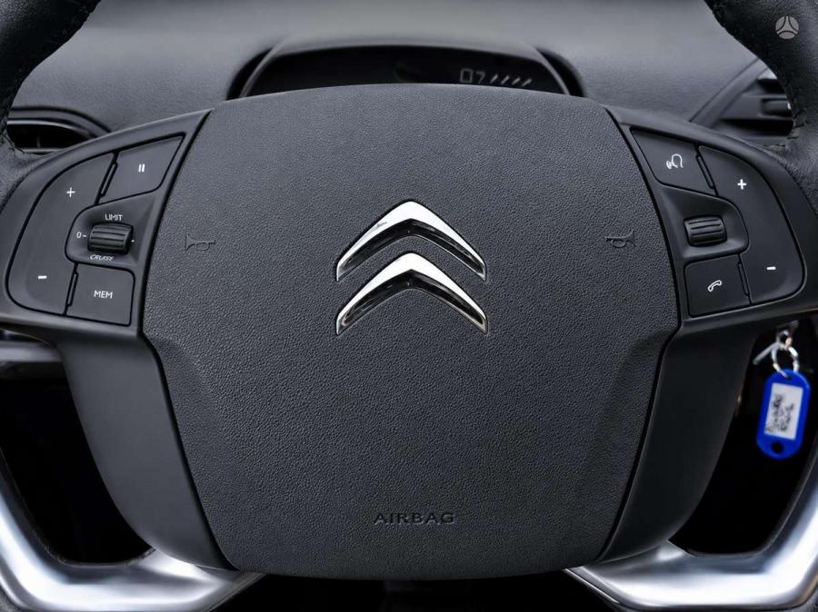 Balts Citroen Grand C4 SpaceToure 2020 Klaipėda, ar dzinēja tilpumu 1.50 L un nobraukumu 219 tūkst. km par 6500 €, foto 19 vietnē AUTOMOTO.COM.LV