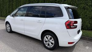 White Citroen Grand C4 SpaceToure 2020 in Kaunas, with an engine capacity of 1.50 L and mileage of 229 thousand km for 7990 €, photo 5 on AUTOMOTO.COM.LV