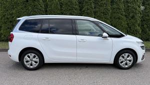 White Citroen Grand C4 SpaceToure 2020 in Kaunas, with an engine capacity of 1.50 L and mileage of 229 thousand km for 7990 €, photo 6 on AUTOMOTO.COM.LV