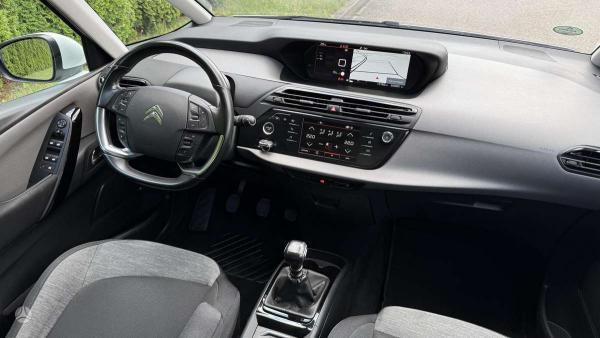 White Citroen Grand C4 SpaceToure 2020 in Kaunas, with an engine capacity of 1.50 L and mileage of 229 thousand km for 7990 €, photo 10 on AUTOMOTO.COM.LV