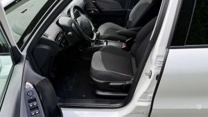 White Citroen Grand C4 SpaceToure 2020 in Kaunas, with an engine capacity of 1.50 L and mileage of 229 thousand km for 7990 €, photo 16 on AUTOMOTO.COM.LV