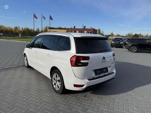 Ситроен Grand C4 SpaceToure 2020 в Тельшяй на AUTOMOTO.COM.LV Белый Ситроен Grand C4 SpaceToure 2020 в Тельшяй, объемом двигателя 1.50 л и пробегом 271 тыс. км за 5700 €, фото 5 на AUTOMOTO.COM.LV
