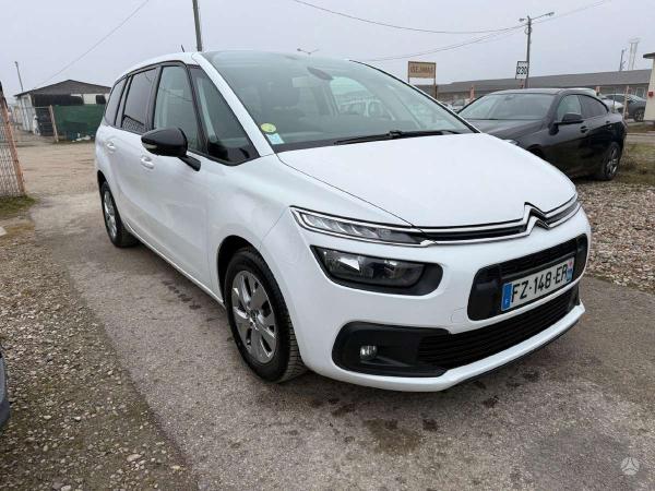 Balts Citroen Grand C4 SpaceToure 2021 Viļņa, ar dzinēja tilpumu 1.50 L un nobraukumu 120 tūkst. km par 8749 €, foto 1 vietnē AUTOMOTO.COM.LV