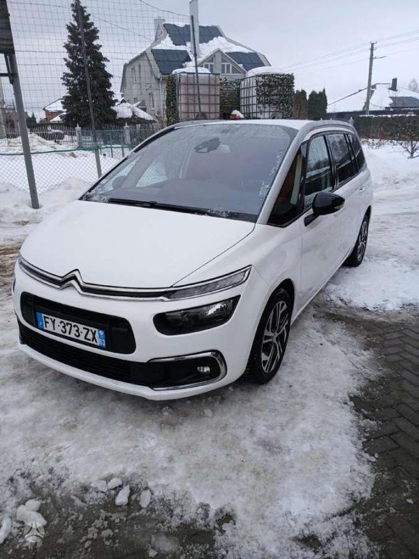 Balts Citroen Grand C4 SpaceToure 2021 Tauragė, ar dzinēja tilpumu 1.50 L un nobraukumu 275 tūkst. km par 8400 €, foto 3 vietnē AUTOMOTO.COM.LV