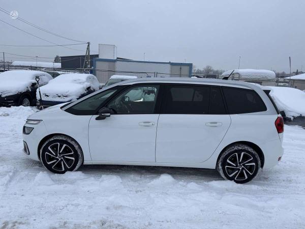 White Citroen Grand C4 SpaceToure 2022 in Kaunas, with an engine capacity of 1.50 L and mileage of 169 thousand km for 14400 €, photo 3 on AUTOMOTO.COM.LV