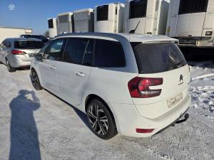 Balts Citroen Grand C4 SpaceToure 2022 Viļņa, ar dzinēja tilpumu 1.20 L un nobraukumu 210 tūkst. km par 9600 €, foto 3 vietnē AUTOMOTO.COM.LV