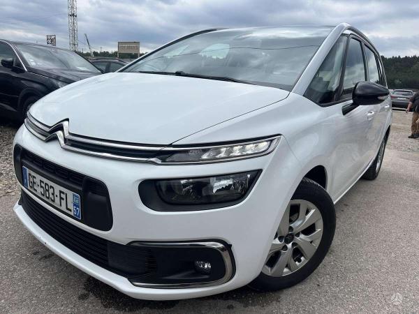 White Citroen Grand C4 SpaceToure 2022 in Vilnius, with an engine capacity of 1.50 L and mileage of 197 thousand km for 10889 €, photo 1 on AUTOMOTO.COM.LV