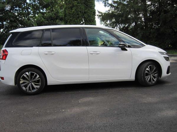 Balts Citroen Grand C4 SpaceToure 2022 Šauļi, ar dzinēja tilpumu 1.50 L un nobraukumu 179 tūkst. km par 8999 €, foto 4 vietnē AUTOMOTO.COM.LV