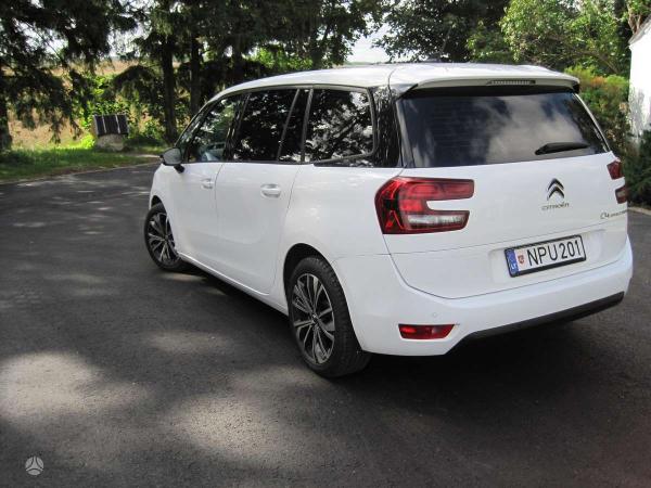 Balts Citroen Grand C4 SpaceToure 2022 Šauļi, ar dzinēja tilpumu 1.50 L un nobraukumu 179 tūkst. km par 8999 €, foto 7 vietnē AUTOMOTO.COM.LV