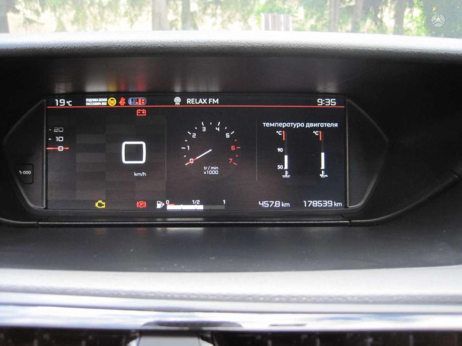 Balts Citroen Grand C4 SpaceToure 2022 Šauļi, ar dzinēja tilpumu 1.50 L un nobraukumu 179 tūkst. km par 8999 €, foto 12 vietnē AUTOMOTO.COM.LV