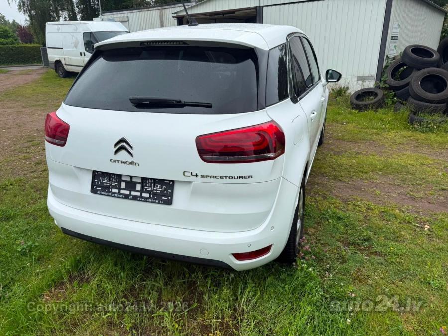 Balts Citroen Grand C4 SpaceToure 2019 Viljandi, ar dzinēja tilpumu 1.50 L un nobraukumu 144 tūkst. km par 10990 €, foto 5 vietnē AUTOMOTO.COM.LV
