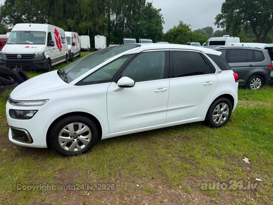 Balts Citroen Grand C4 SpaceToure 2019 Viljandi, ar dzinēja tilpumu 1.50 L un nobraukumu 144 tūkst. km par 10990 €, foto 11 vietnē AUTOMOTO.COM.LV