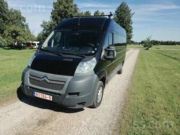 Melns Citroen Jumper 2013 Cēsis, ar dzinēja tilpumu 2.20 L un nobraukumu 239 tūkst. km par 6292 €, foto 2 vietnē AUTOMOTO.COM.LV