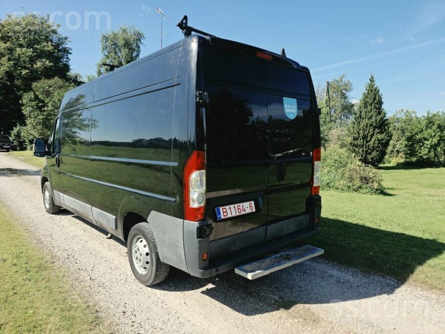 Black Citroen Jumper 2013 in Cesis, with an engine capacity of 2.20 L and mileage of 239 thousand km for 6292 €, photo 18 on AUTOMOTO.COM.LV