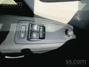 Black Citroen Jumper 2013 in Cesis, with an engine capacity of 2.20 L and mileage of 239 thousand km for 6292 €, photo 24 on AUTOMOTO.COM.LV