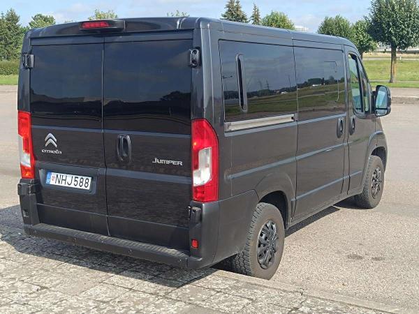 Melns Citroen Jumper 2014 Kauņa, ar dzinēja tilpumu 2.20 L un nobraukumu 142 tūkst. km par 10050 €, foto 4 vietnē AUTOMOTO.COM.LV