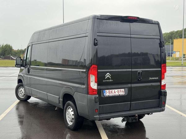Black Citroen Jumper 2017 in Klaipeda, with an engine capacity of 2.00 L and mileage of 141 thousand km for 7800 €, photo 6 on AUTOMOTO.COM.LV
