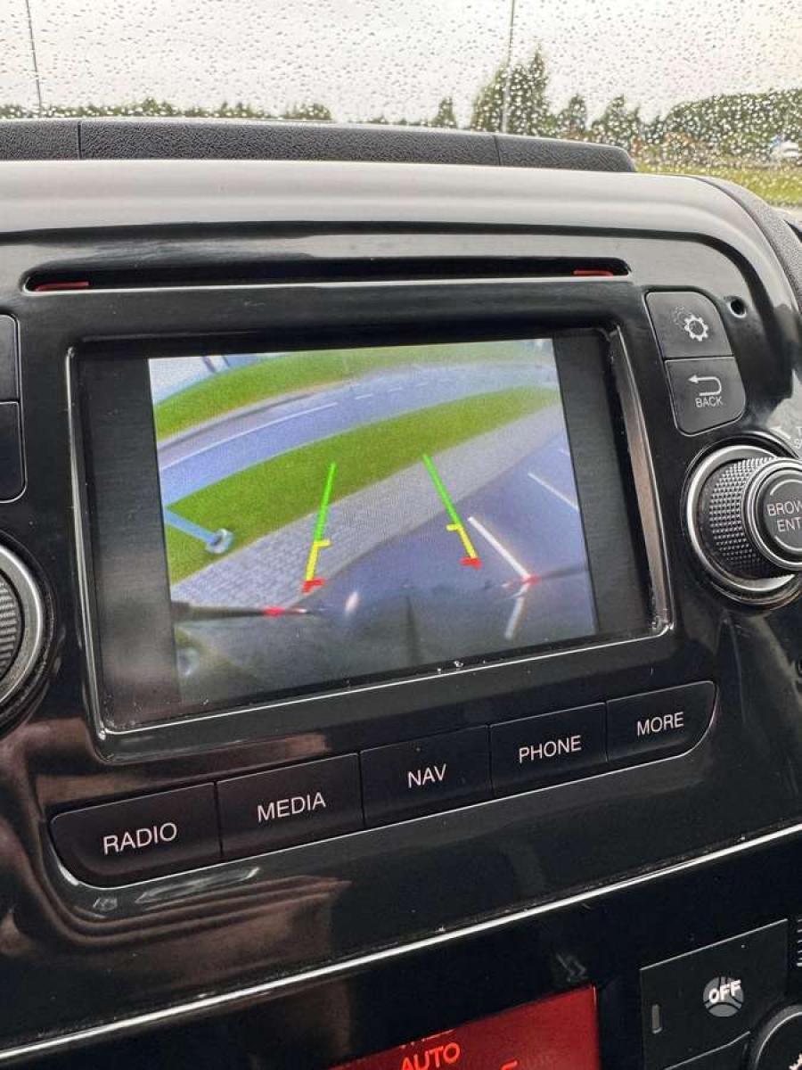 Black Citroen Jumper 2017 in Klaipeda, with an engine capacity of 2.00 L and mileage of 141 thousand km for 7800 €, photo 13 on AUTOMOTO.COM.LV