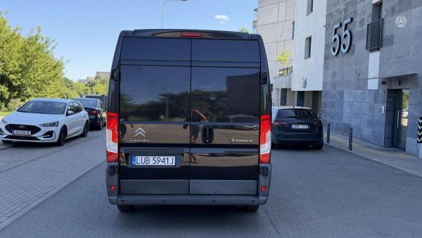 Melns Citroen Jumper 2018 Viļņa, ar dzinēja tilpumu 2.00 L un nobraukumu 147 tūkst. km par 5200 €, foto 5 vietnē AUTOMOTO.COM.LV